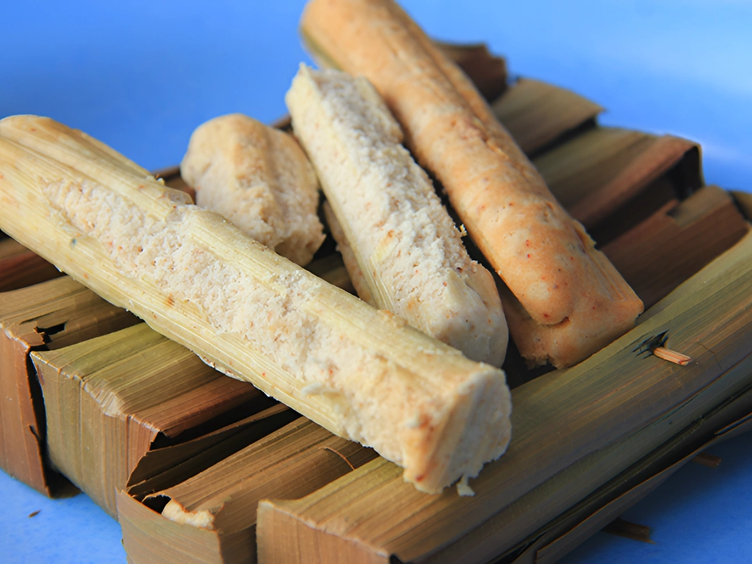 Kue Bagea: Kue Sagu Khas Sulawesi Utara yang Renyah & Gurih - Negeri Kami