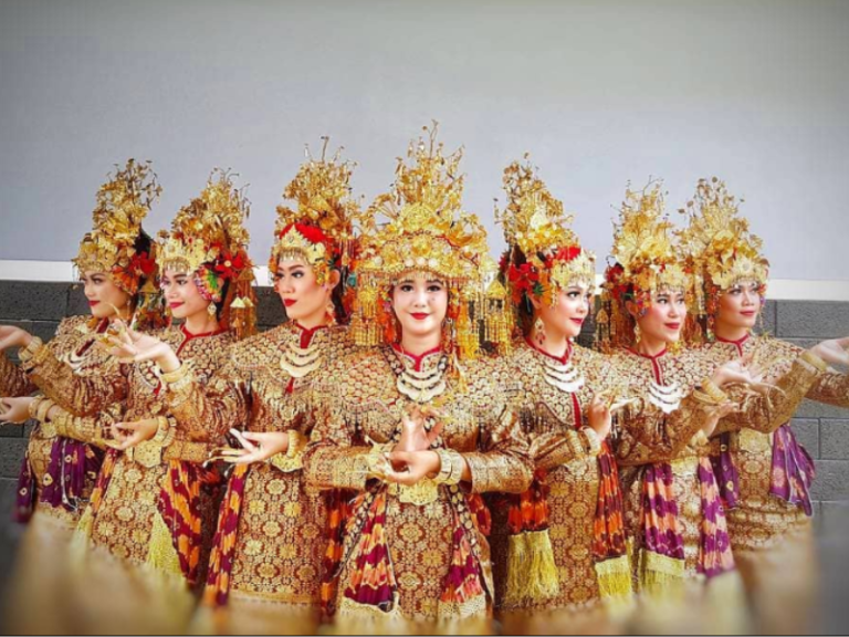 Keanggunan Tari Tanggai Palembang: Warisan Budaya Penyambutan Tamu yang ...